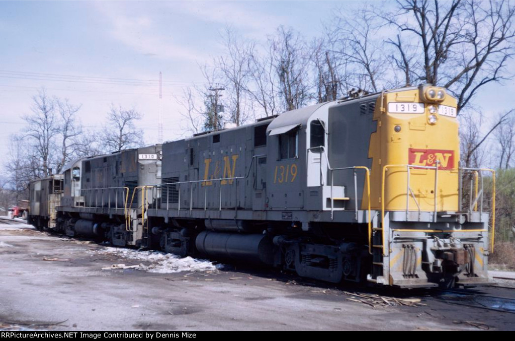 L&N C420's 1319, 1310